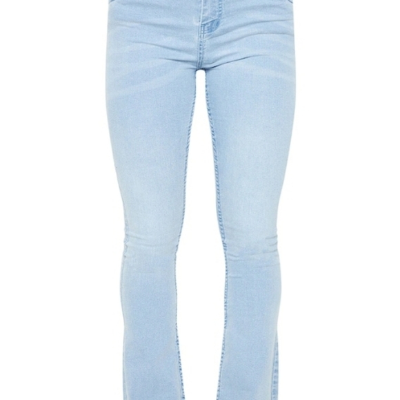 PrettyLittleThing | Jeans | Flared Light Wash Jean | Poshmark